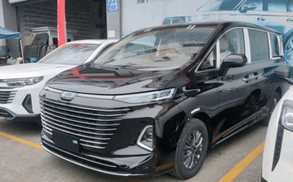 一汽奔腾M9登场，空间媲美别克GL8，豪华大气，与红旗HQ9共享动力_搜狐汽车_搜狐网