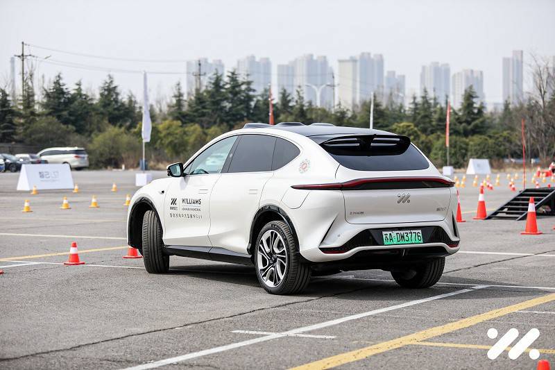 发现前所未有的SUV3.0——智己LS7私享体验营郑州站_搜狐汽车_搜狐网