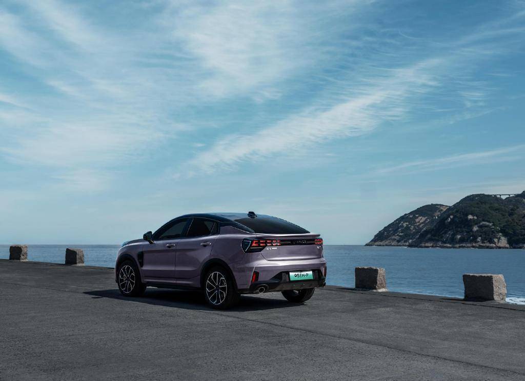 售价18.68万元起，领克05极智轿跑SUV家族焕新上市_搜狐汽车_搜狐网