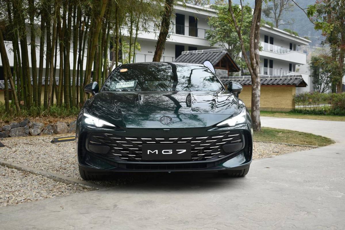 妥妥的“性价比之王” 试驾体验名爵MG7_搜狐汽车_搜狐网