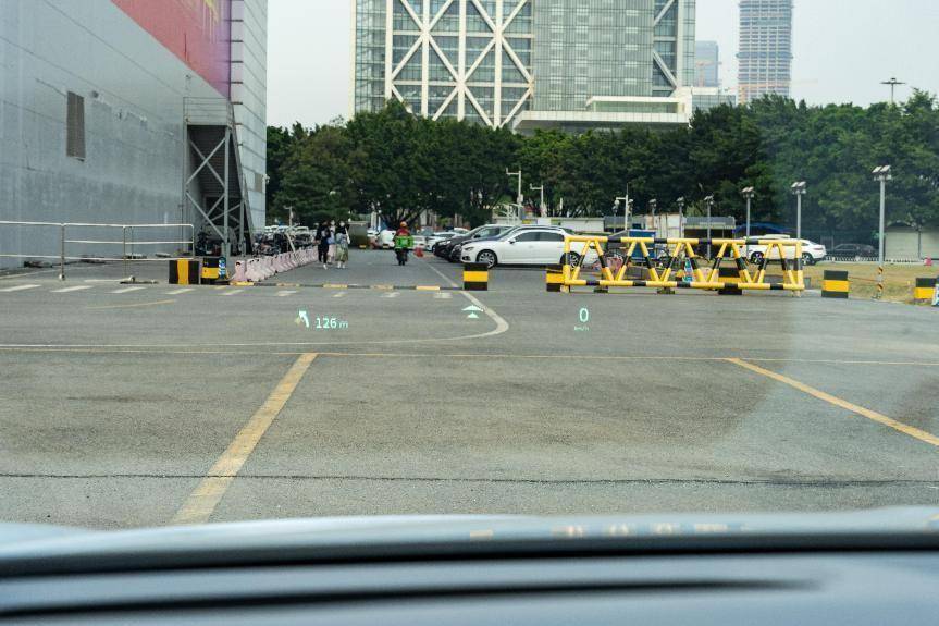 A6L车主想要买台纯电车，看了蔚来ET7，最终还是选了岚图追光_搜狐汽车_搜狐网