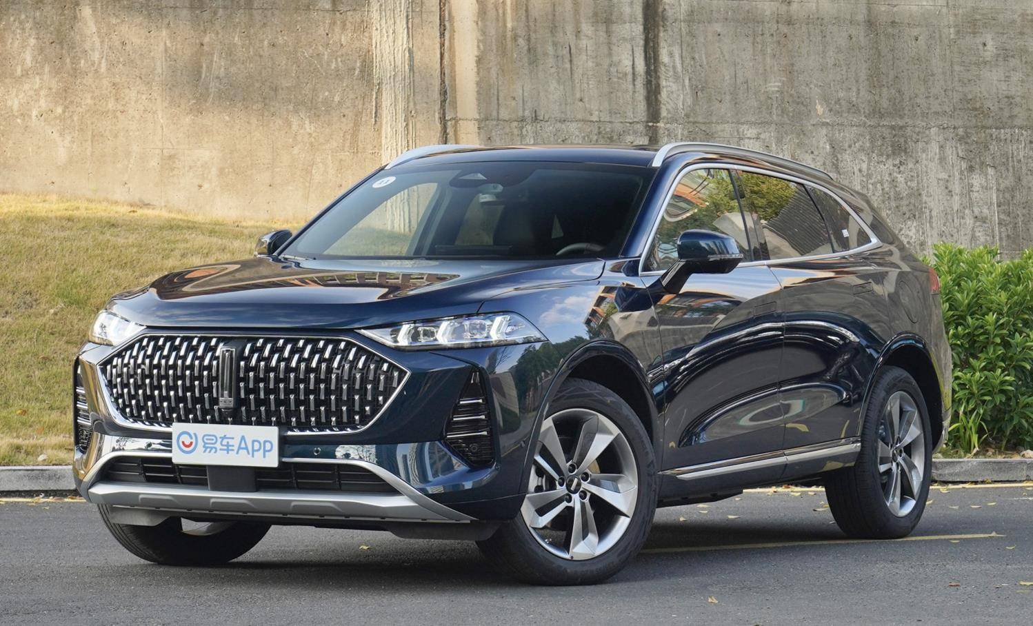 预算30万，家用混动车，长城魏牌摩卡dht-phev和问界M5哪款好？_搜狐汽车_搜狐网