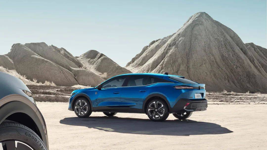 1.6T+8AT，预售价不到15万，东风标致408X值得细品？_搜狐汽车_搜狐网