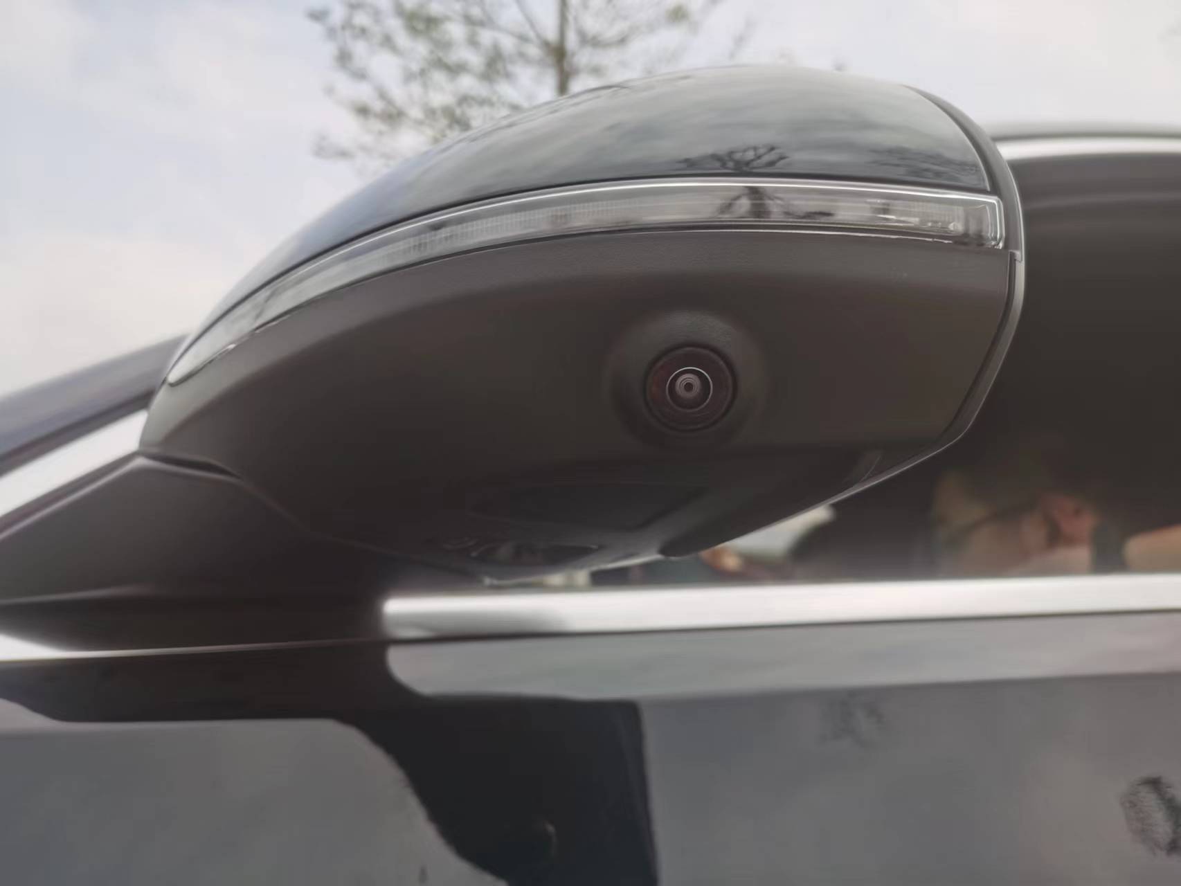 2022款23款奔驰C260升级原厂360全景影像，老司机也有磕碰的时候_搜狐汽车_搜狐网