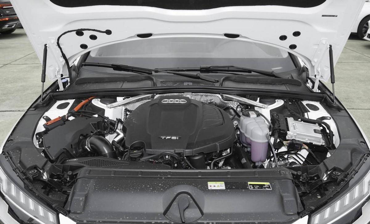 配置大幅提升！2023款奥迪A4L售价32.18万起，内饰却拖后腿？_搜狐汽车_搜狐网