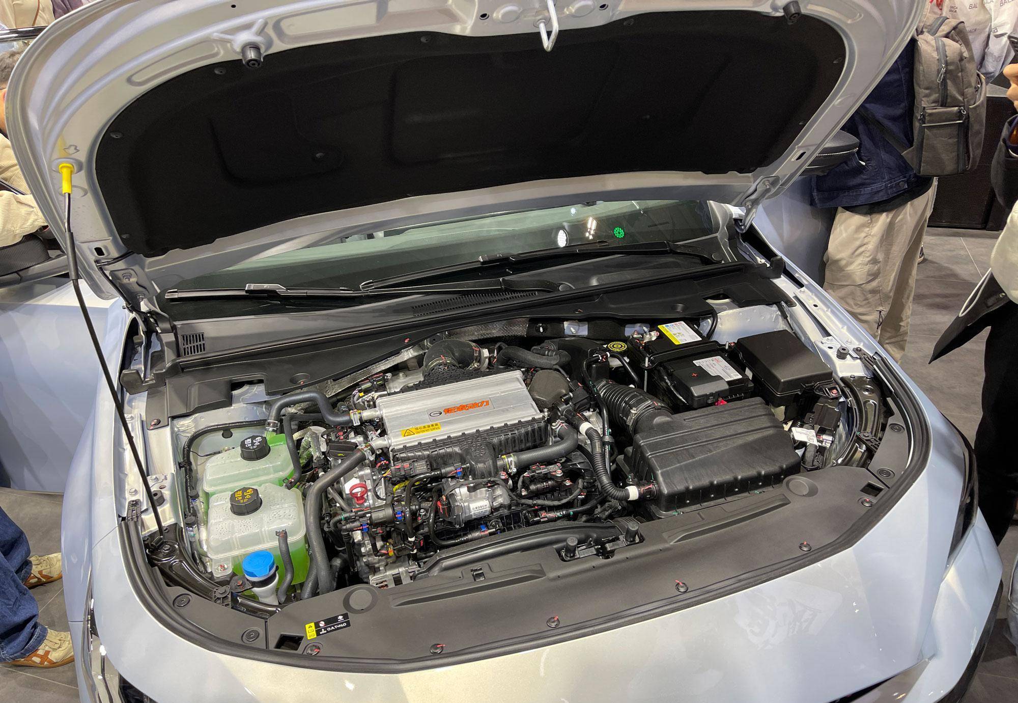 20万内无对手！新“传祺影豹”官宣，配2.0T引擎，最大马力265匹_搜狐汽车_搜狐网