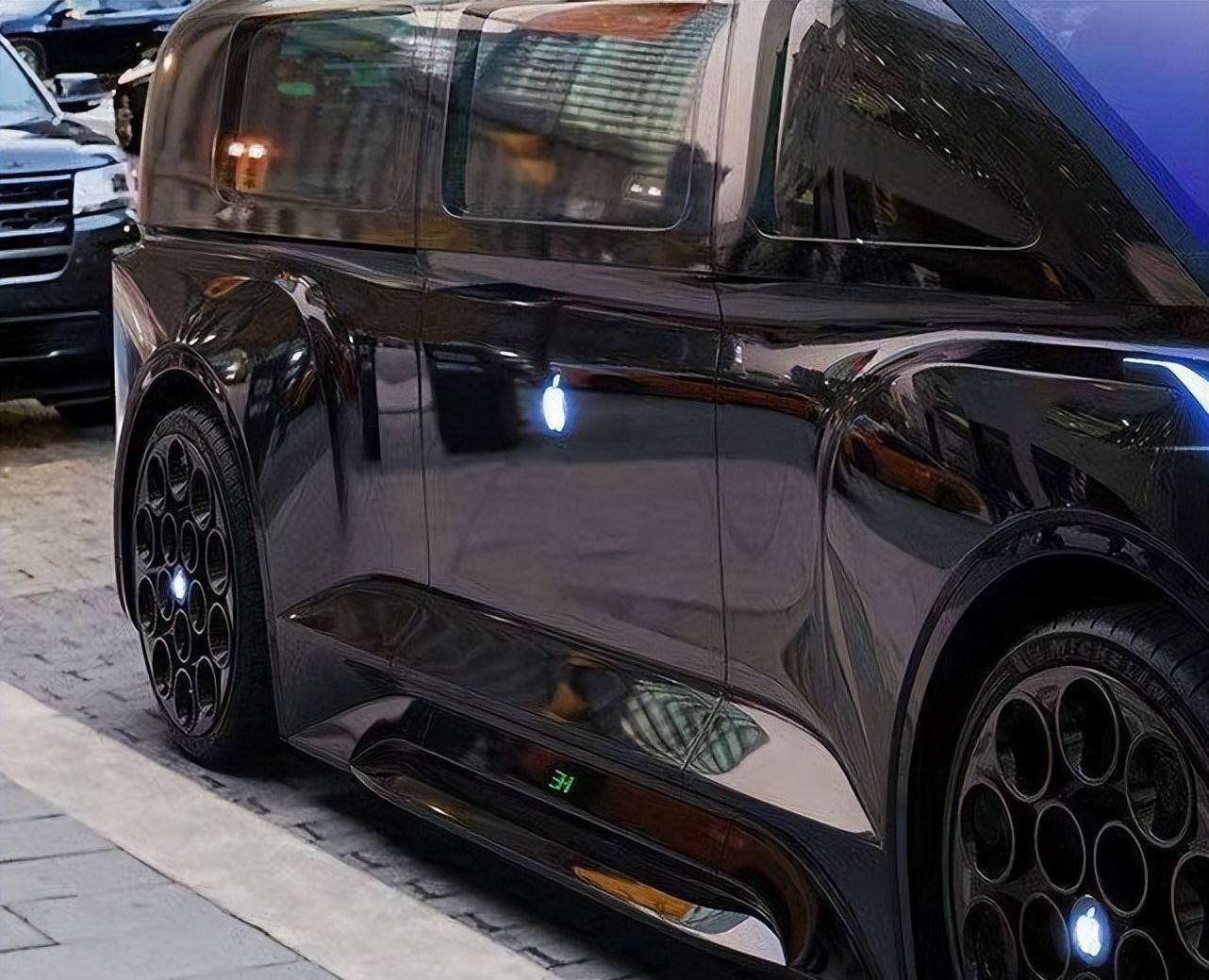 全球首款“Apple Car ”正式开始路试！采用非充气式轮胎，明年官宣_搜狐汽车_搜狐网