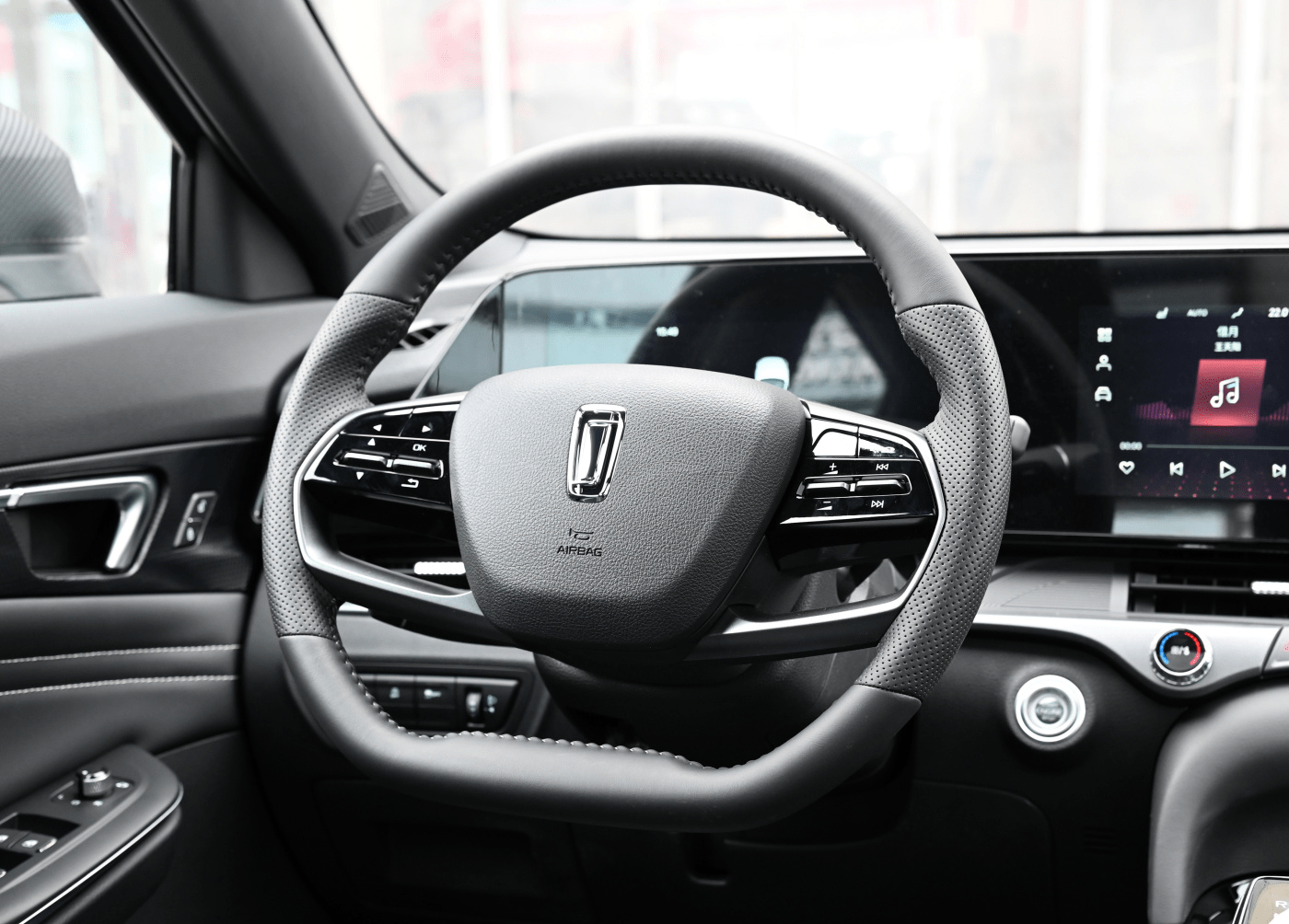 8万级国产紧凑SUV，专为新世代打造，奔腾T55实力到底怎么样？_搜狐汽车_搜狐网