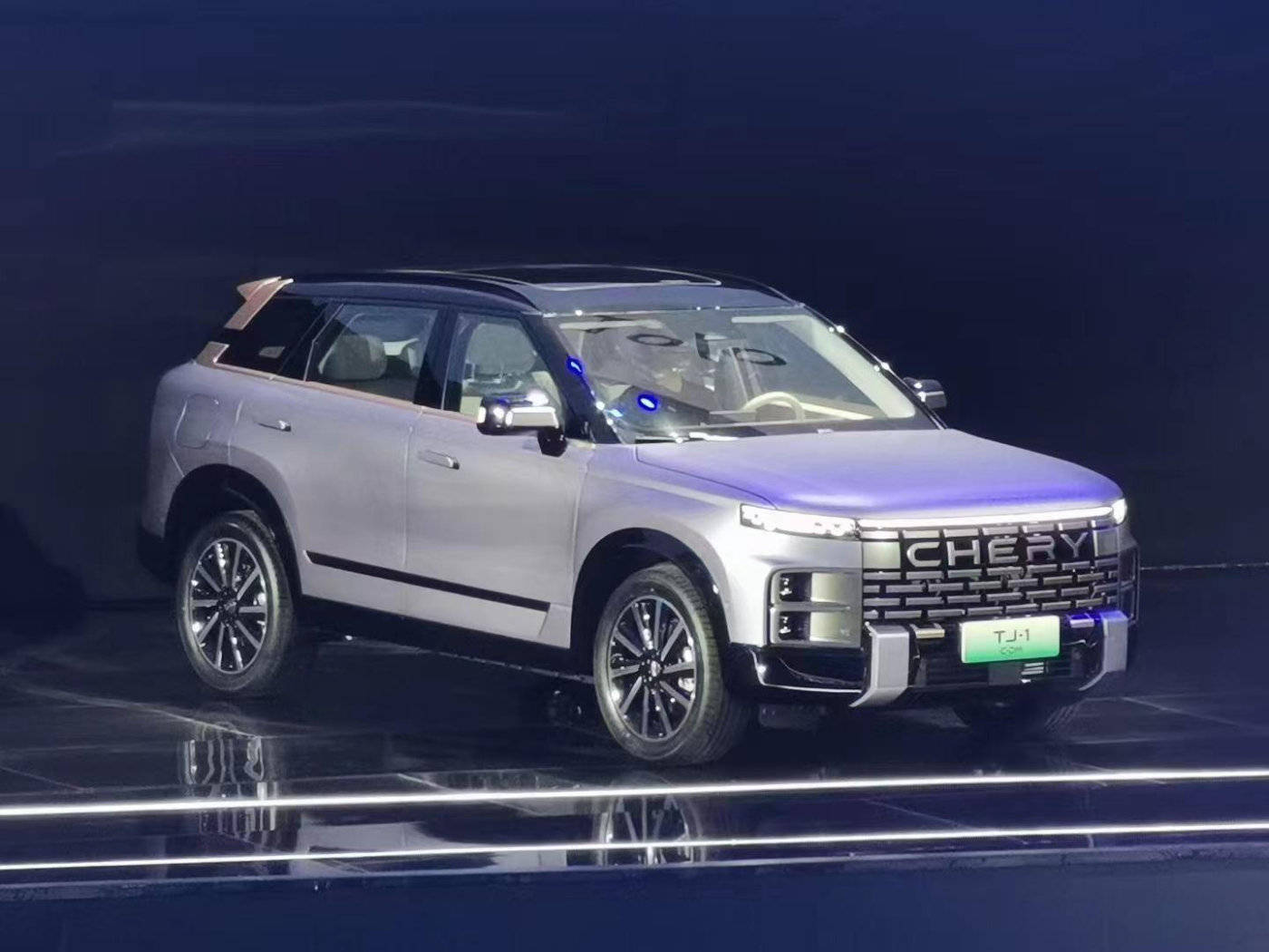 混动+四驱续航可达1200km，还能玩越野，奇瑞TJ-1放大招_搜狐汽车_搜狐网