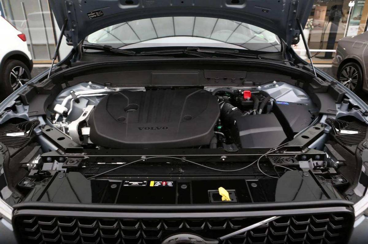 沃尔沃XC60加入“价格战”，全系2.0T+8AT动力，比奥迪Q5L还香_搜狐汽车_搜狐网