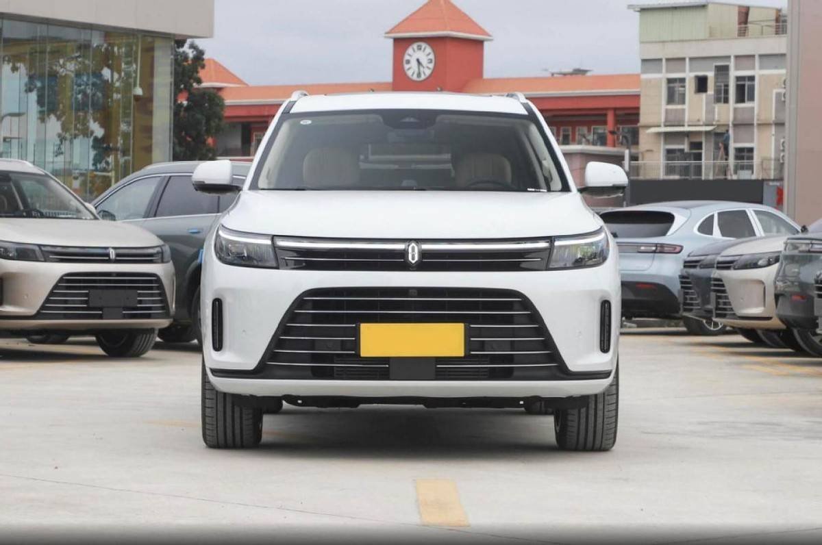 预算30万左右的中大型SUV，问界M7 PK大众途昂，到底谁更适合选择？_搜狐汽车_搜狐网