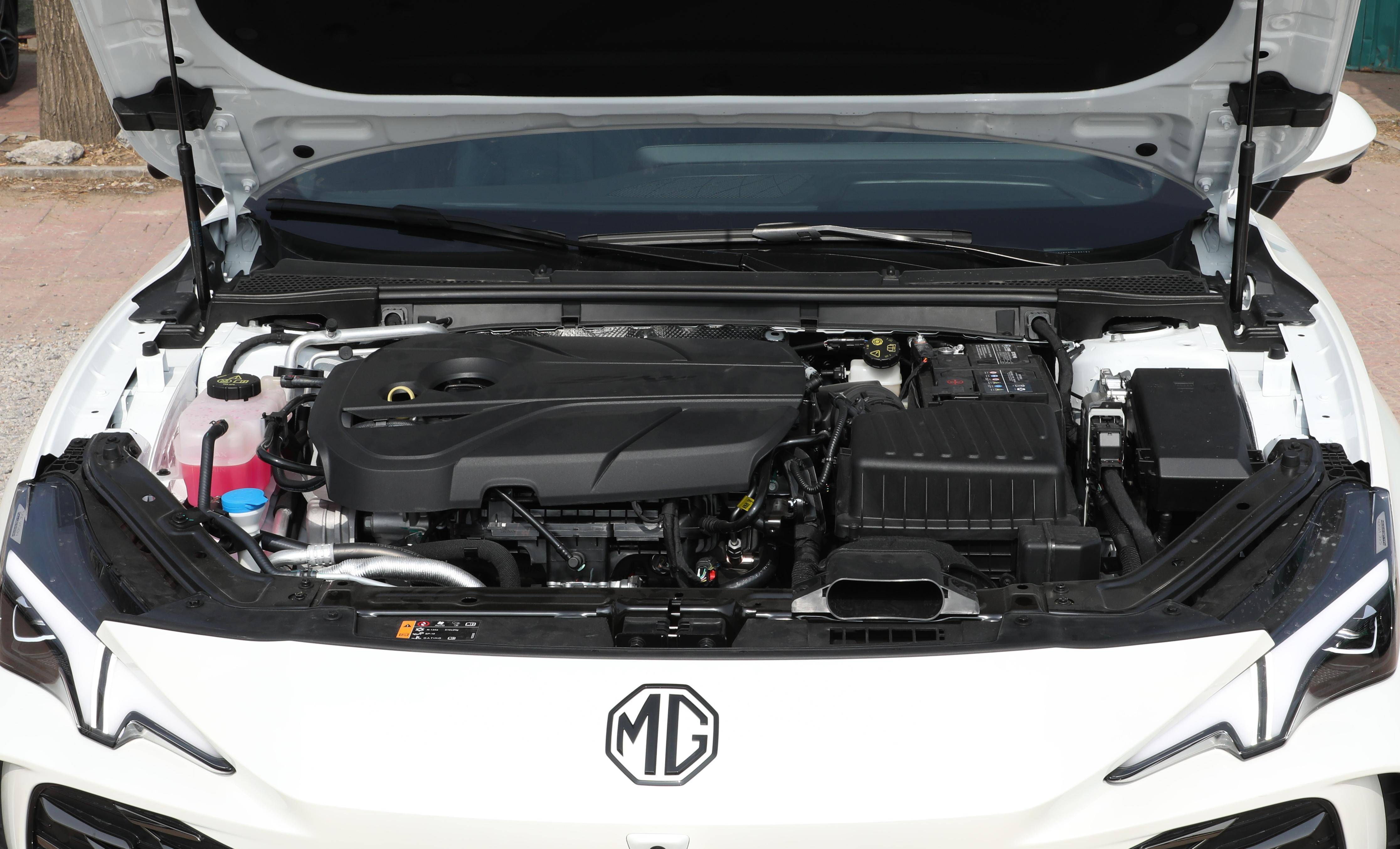 MG 7新车上市，优雅与运动兼具，或是年轻人最后一台燃油车_搜狐汽车_搜狐网