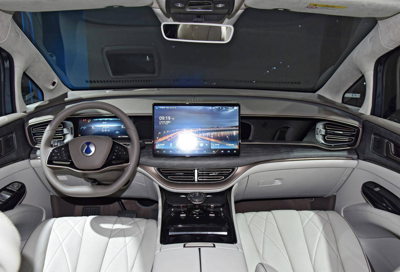 腾势D9单月交付量首次破万，新能源MPV这把“火”要燃起来了？_搜狐汽车_搜狐网