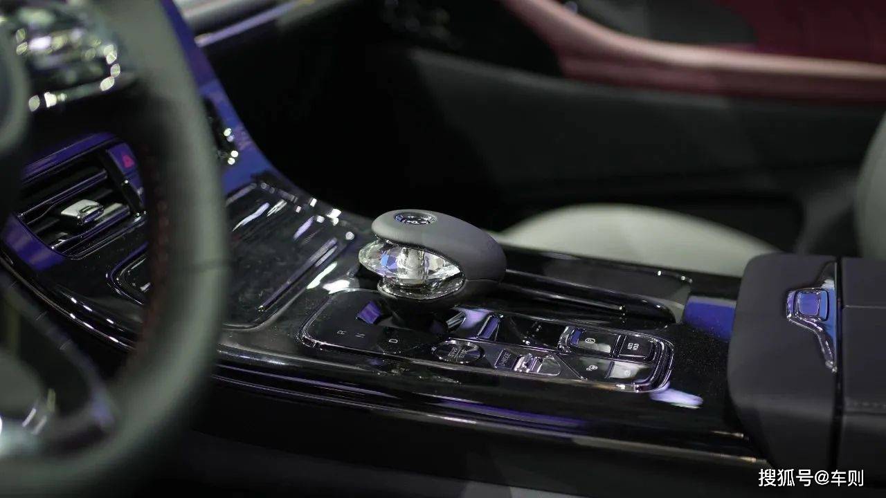 国内首款2.0T插混的MPV，2挡DHT续航超1000公里，广汽传祺E9预售_搜狐汽车_搜狐网