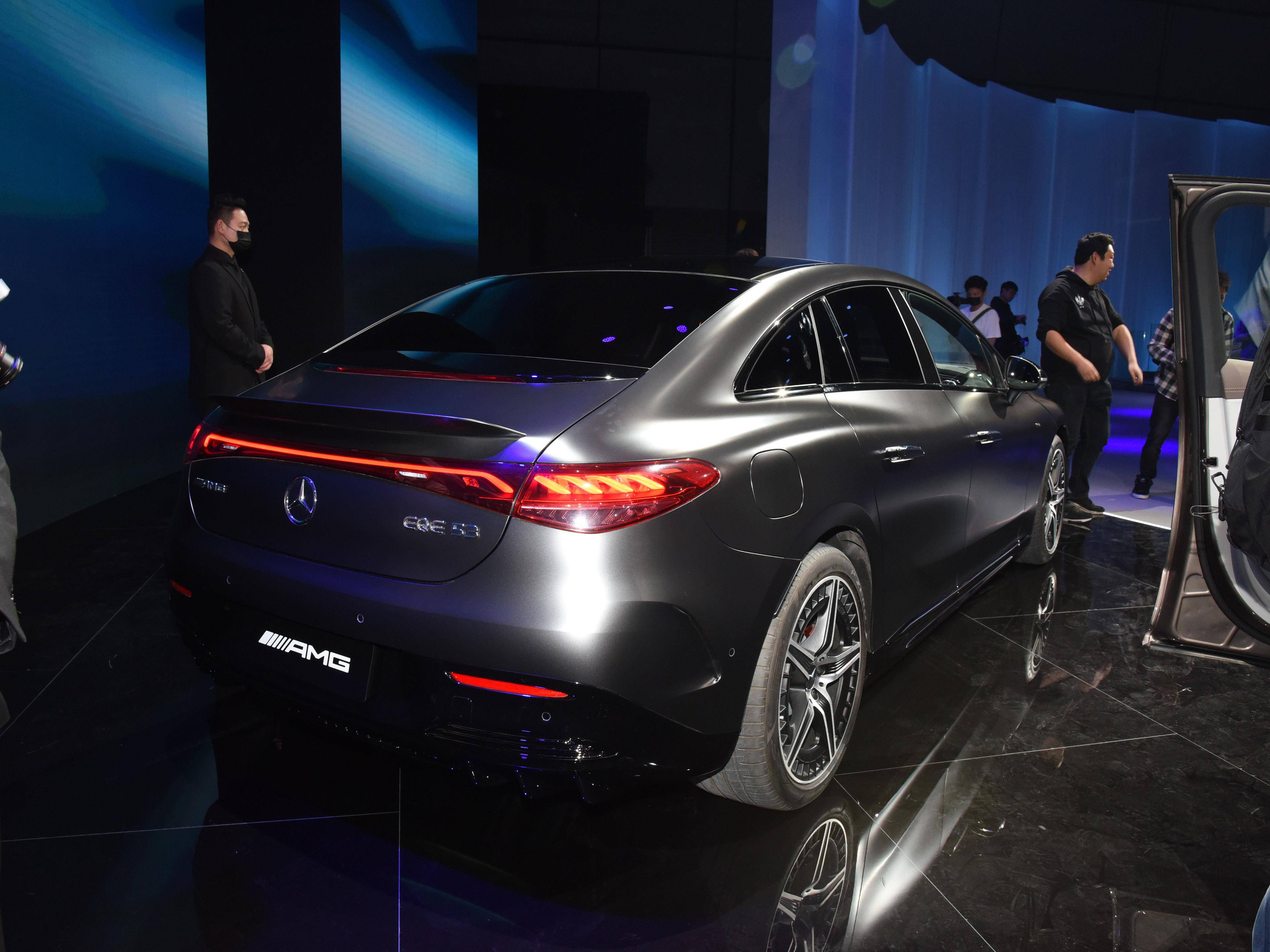 86.2万元起 AMG EQE 53国内上市 3.8秒破百_搜狐汽车_搜狐网