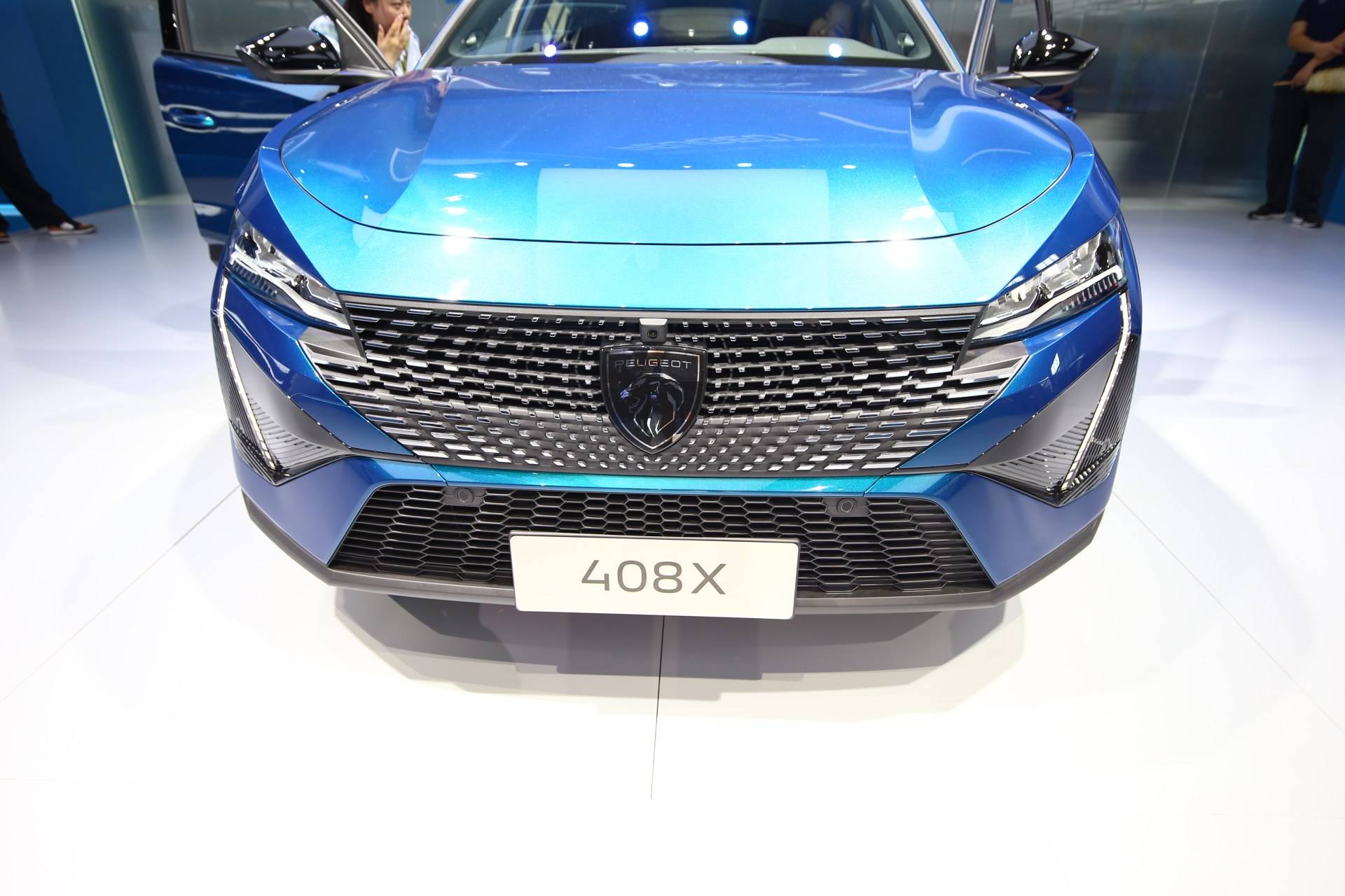 法系网红中型车上市！售价14.57万起 全系1.6T+爱信8AT！_搜狐汽车_搜狐网