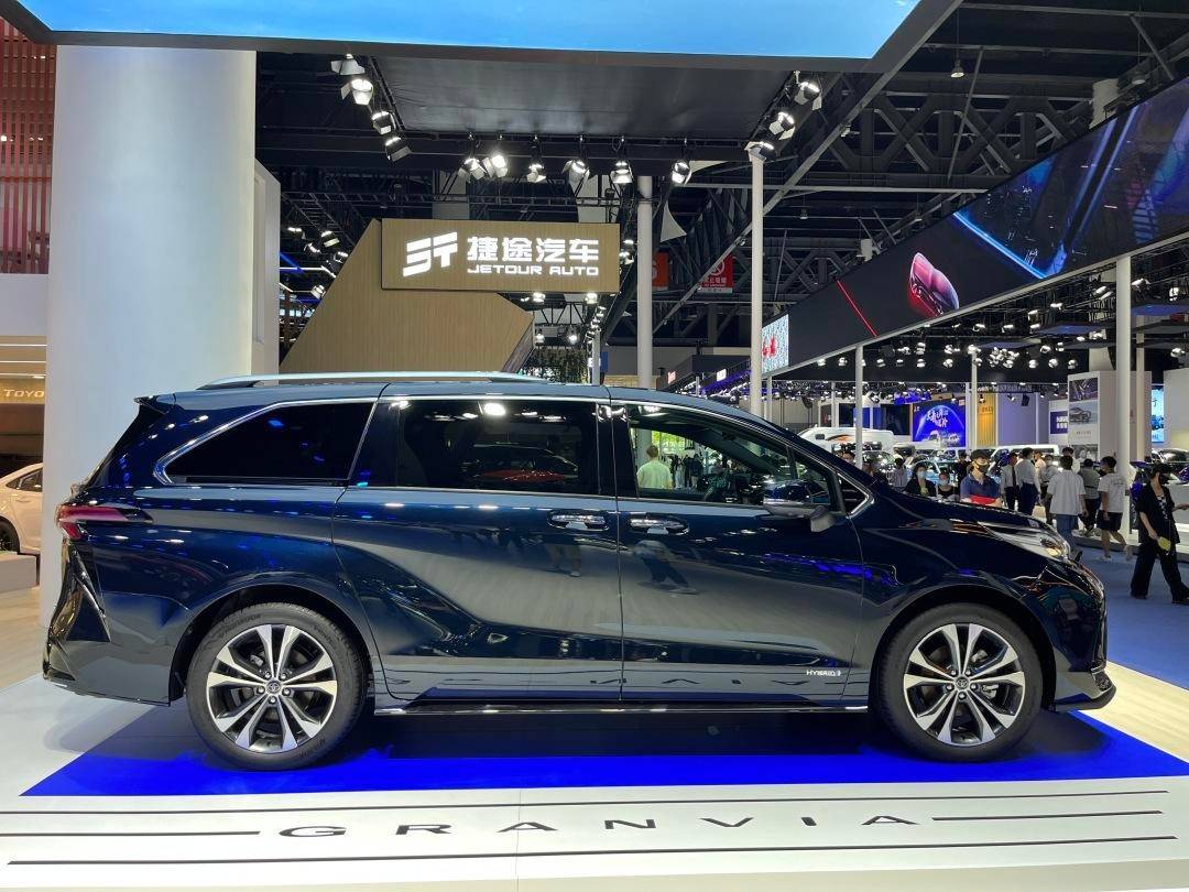 高端MPV市场的大肆崛起，一汽丰田格瑞维亚备受青睐！_搜狐汽车_搜狐网