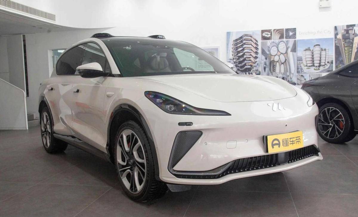 40万以内选中大型豪华SUV，理想L8和智己LS7，怎么选？_搜狐汽车_搜狐网