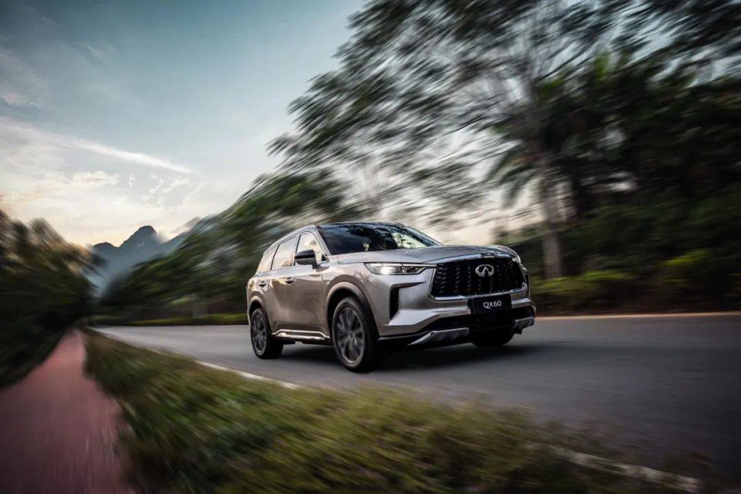 何必苦追“BBA” 原来全新一代英菲尼迪QX60 才是被低估的宝藏_搜狐汽车_搜狐网