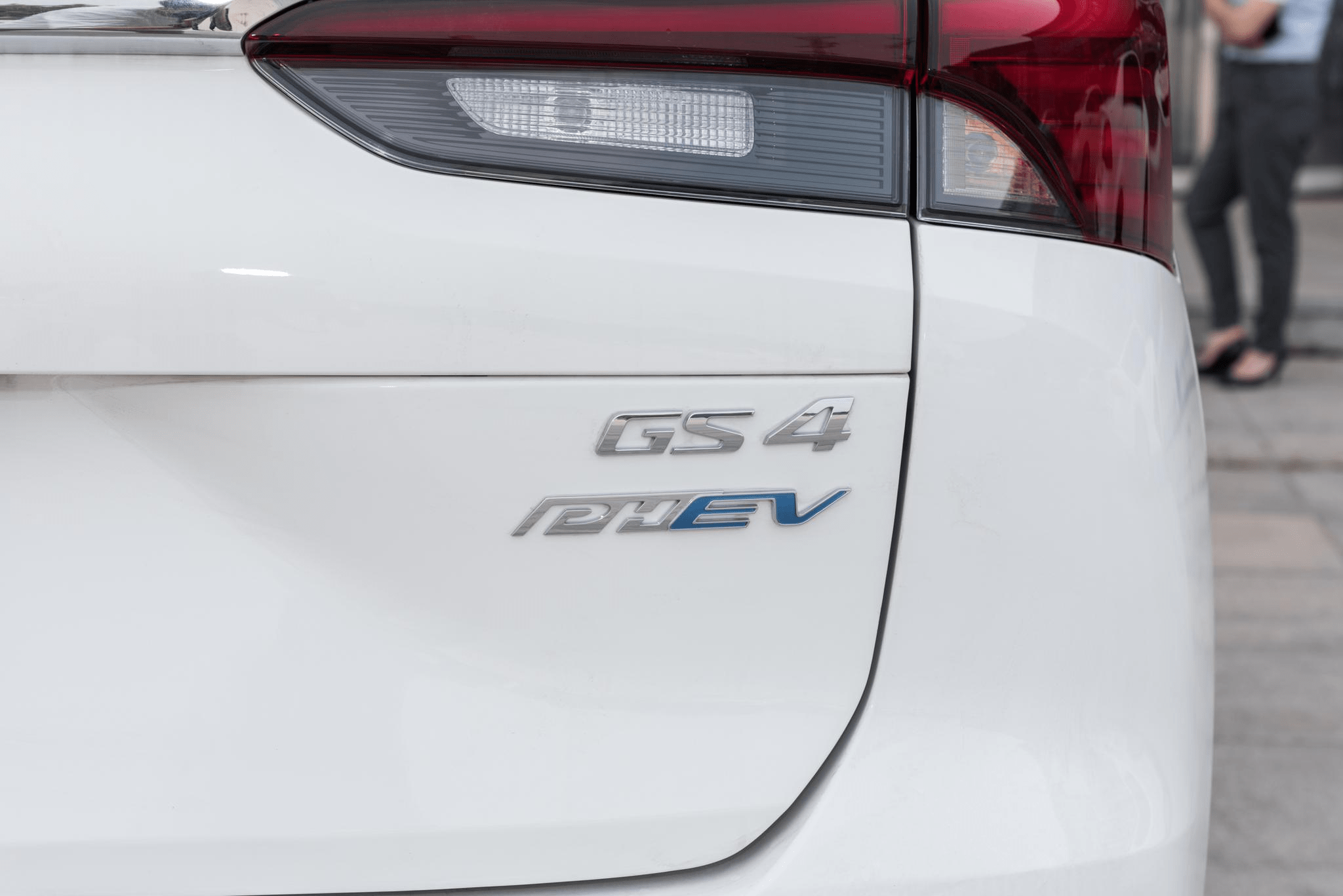 广汽传祺GS4售价跌破8万元，配1.5T＋爱信6AT，销量为何连创新低？_搜狐汽车_搜狐网