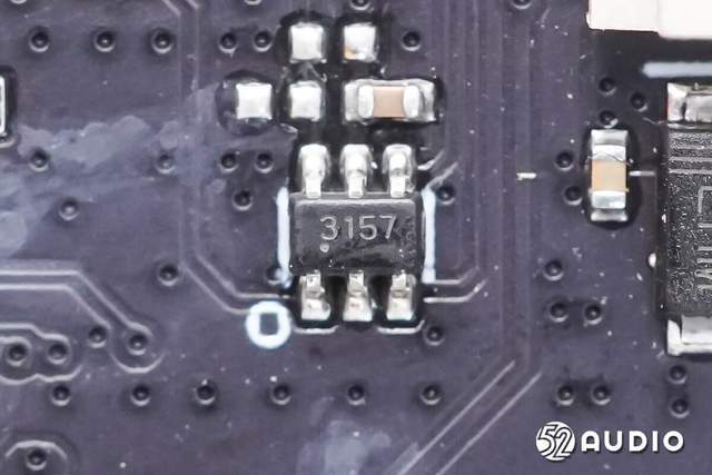 AnkerWork M650无线麦克风拆解，支持三种降噪模式，±15dB增益调节_充电_设计_发射器