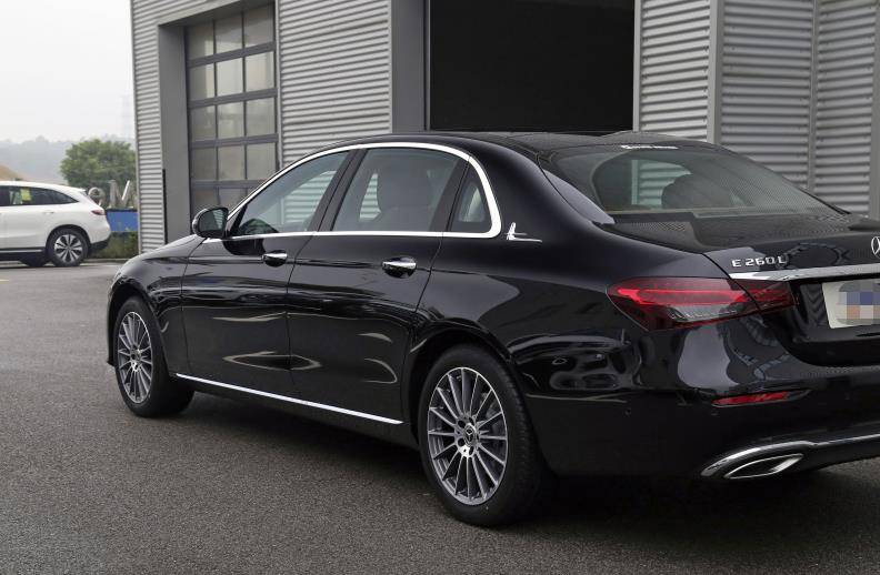 39.9万提了辆奔驰E260L，才开800公里，车主有话要说_搜狐汽车_搜狐网