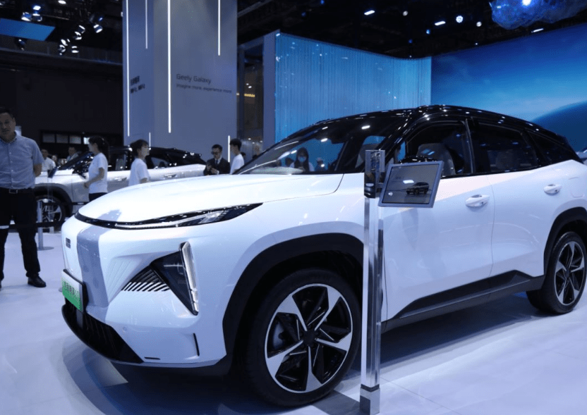 银河N OS系统加持，吉利银河L7是否在上海车展会成为别人的仰望_搜狐汽车_搜狐网