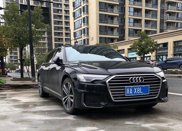 奥迪A6L和雷克萨斯ES300h哪个好？内行人：开完才知道差距！_搜狐汽车_搜狐网