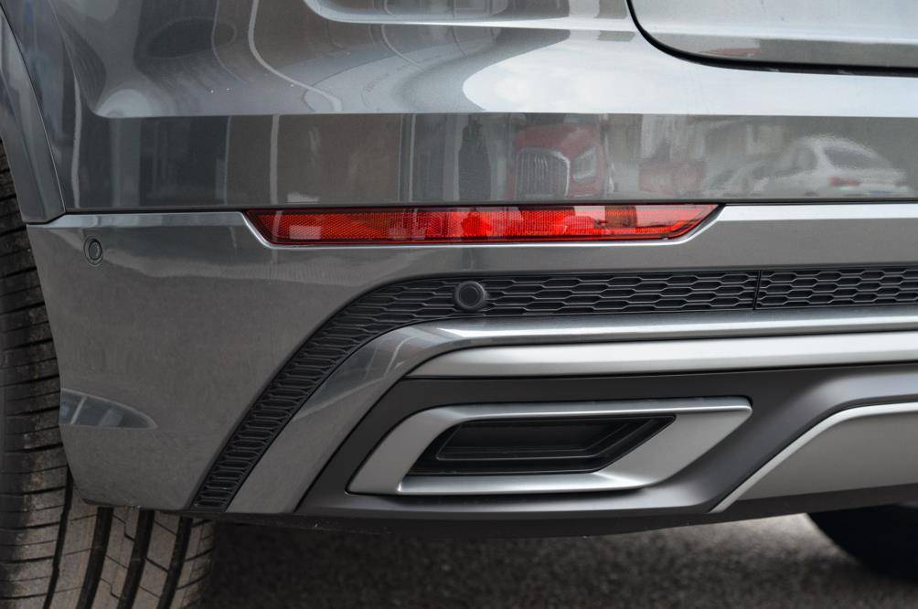 宝马X6再遇“劲敌”！长超5米，3.0T爆340马力，全时四驱＋8AT_搜狐汽车_搜狐网