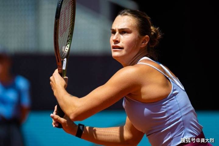 翻译：萨巴伦卡：No.2惊险逆转埃及1姐谢里芙，进WTA1000马德里4强_赛事_比赛_半决赛