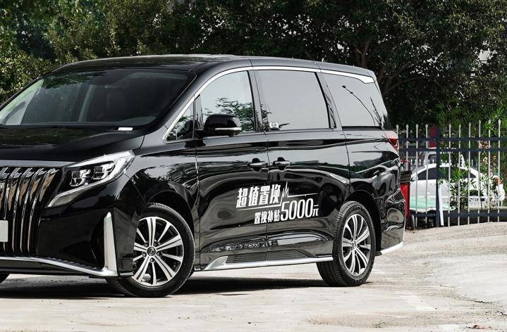 国产豪华MPV的领军者，车身超5米，390T＋爱信8AT，17.98W_搜狐汽车_搜狐网