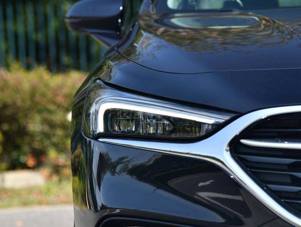 还看啥凯迪拉克CT5，这车配真皮座椅，搭2.0T引擎＋9AT，车长超5米_搜狐汽车_搜狐网