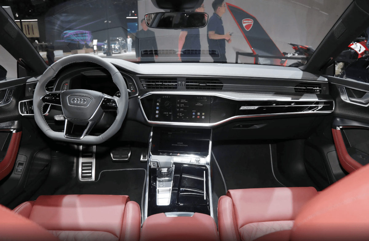 上汽奥迪A7L上海车展黑武士荣耀回归，影武士挚热新生_搜狐汽车_搜狐网