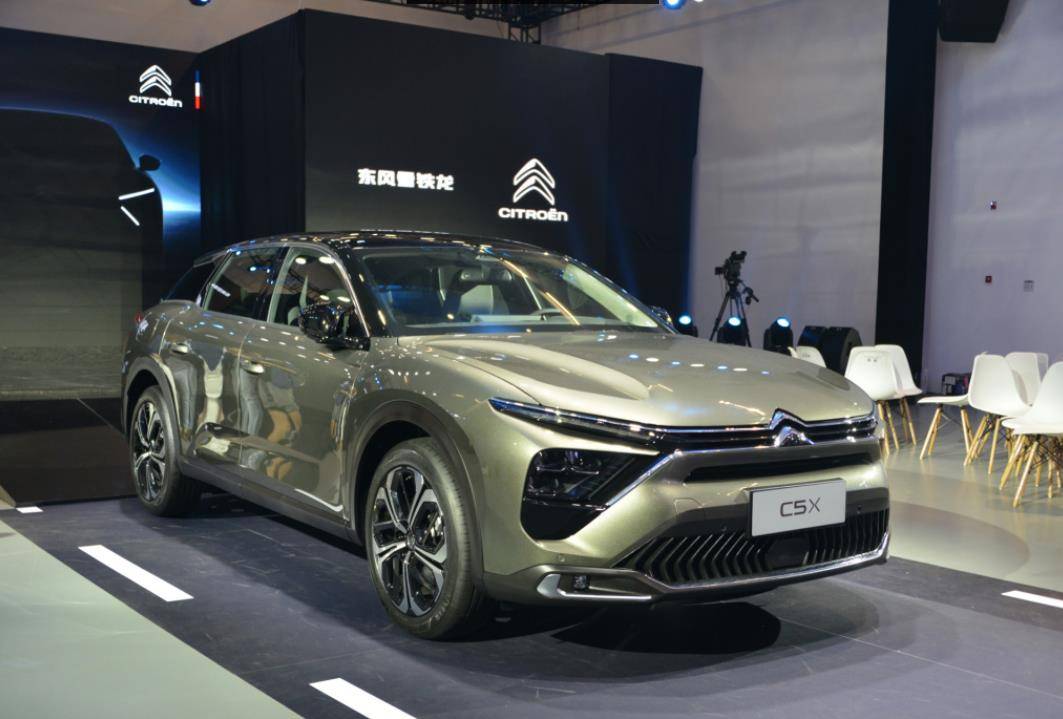 法系车最后的救命稻草！全新雪铁龙“凡尔赛C5X”预售开启，仅14万起售_搜狐汽车_搜狐网