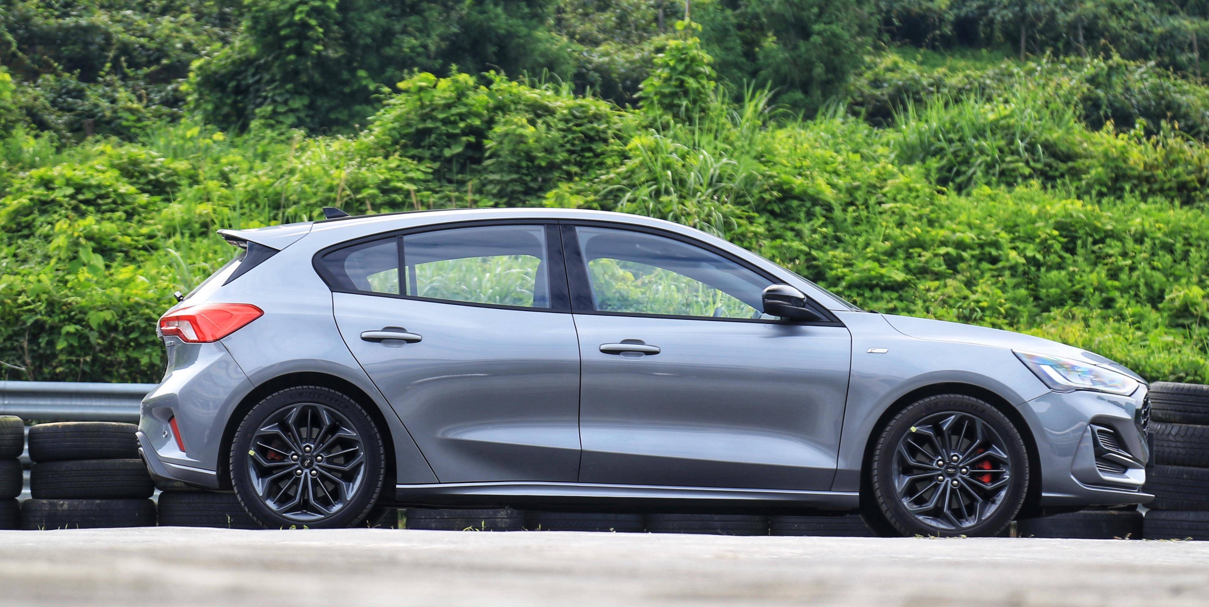 全系4缸，颜值在线，新款福克斯这次改对了！_搜狐汽车_搜狐网