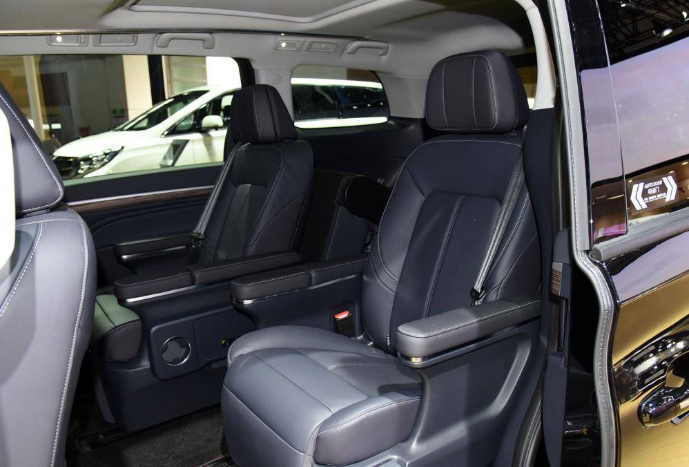 传祺最优秀的MPV，全系2.0T＋8AT，爆252马力，配仿头等舱座椅_搜狐汽车_搜狐网