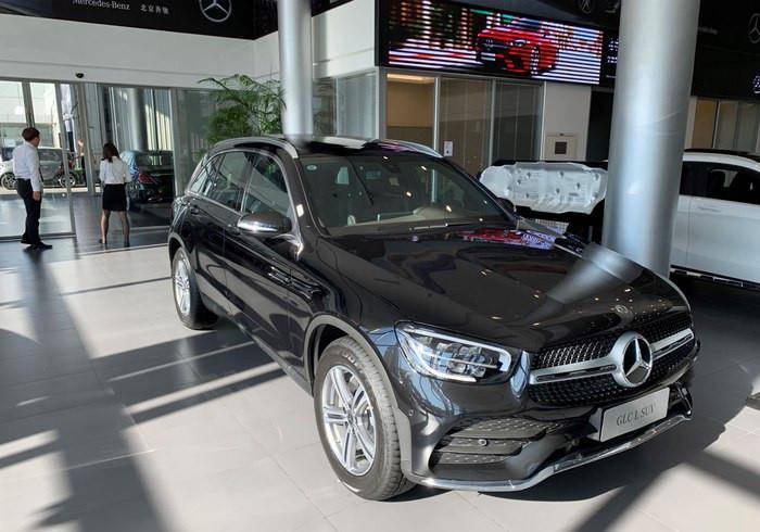 新款奔驰GLCL抵店，“满天星”前脸轴距近三米，实力迎战X3_搜狐汽车_搜狐网