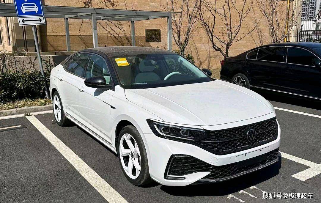 大众帕萨特“新造型”曝光，白色漆面+白色内饰，清新又时尚_搜狐汽车_搜狐网