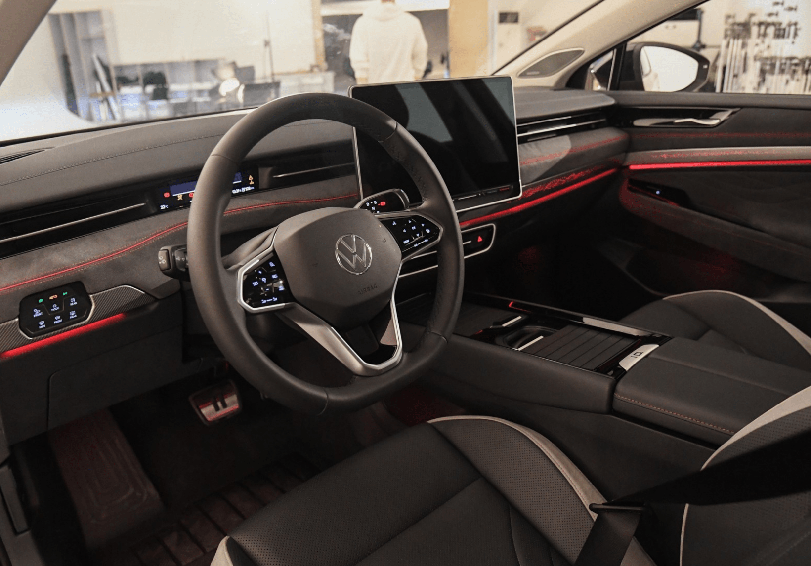 新一代迈腾B9现身！“撞脸”揽境，配大屏+怀挡，换1.5T动力_搜狐汽车_搜狐网