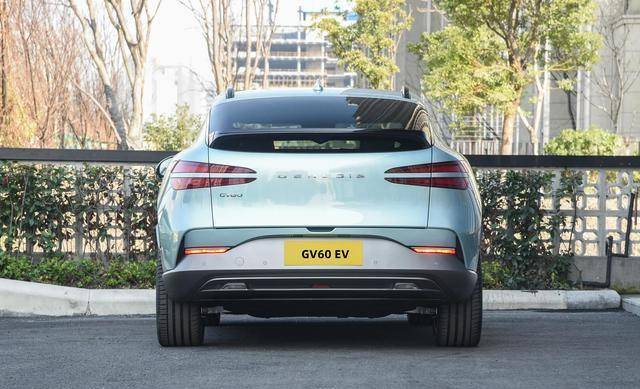 捷尼赛思GV60 EV上市，最高续航645公里，售价28.58万元起_搜狐汽车_搜狐网