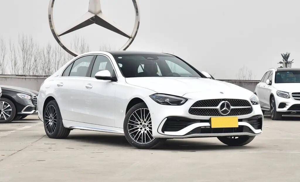 1.5T可爆发204马力，轴距2954mm，全新奔驰C级不比A4L香？_搜狐汽车_搜狐网