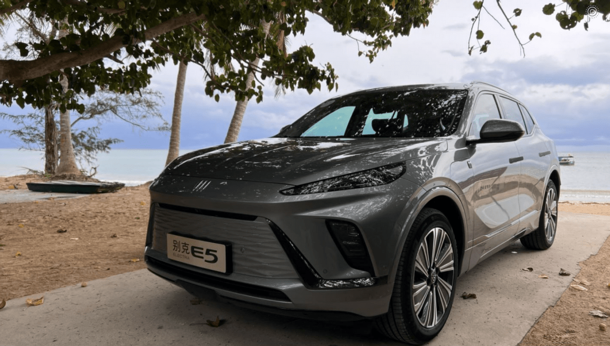 别克E5凭什么能成为爆款？深度试驾后答哥找到了答案!_搜狐汽车_搜狐网