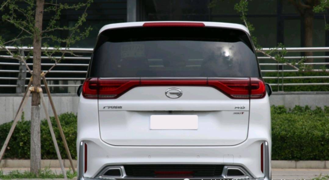 不足18万起的广汽传祺GM8，配2.0T＋8AT，比别克GL8更划算？_搜狐汽车_搜狐网