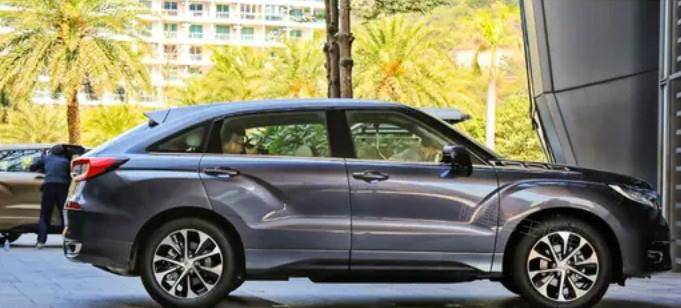 1.5T发动机193马力，尺寸比奥迪Q5L还大，却便宜16万_搜狐汽车_搜狐网