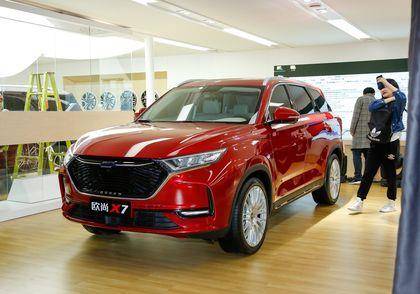 又一款自主要火！未上市就预订单不断，1.5T＋178马力，7.99万起_搜狐汽车_搜狐网