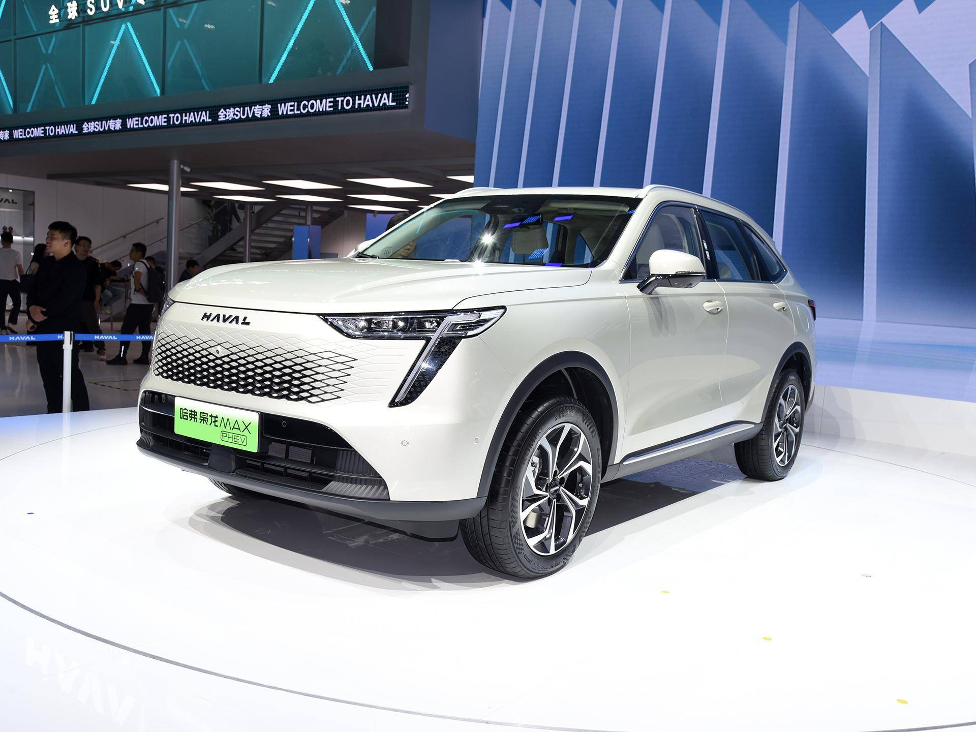 15.98万元起 哈弗枭龙MAX上市 首发Hi4系统/纯电续航105km_搜狐汽车_搜狐网