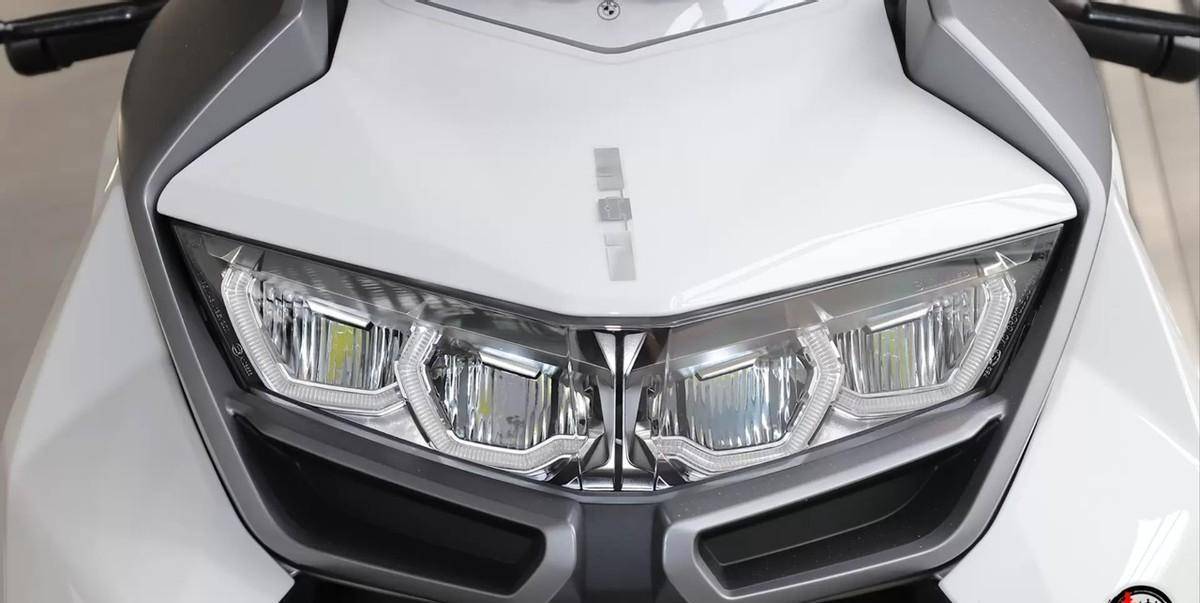 资讯｜踏板界的奢侈品：宝马C400GT升级加价，售价85900元起_搜狐汽车_搜狐网