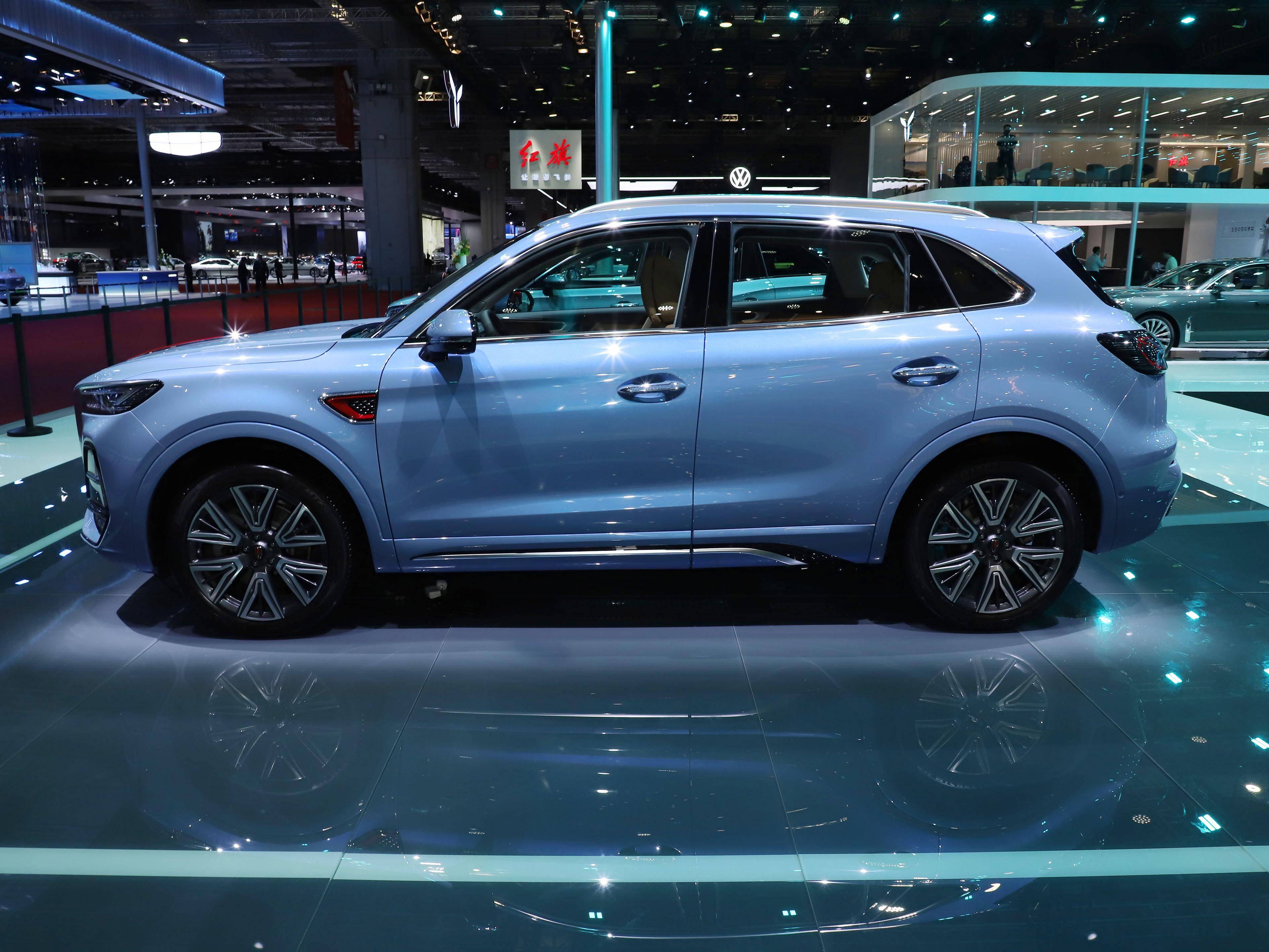 18.38万元起 新款红旗HS5上市 外形大改/换装8AT变速箱_搜狐汽车_搜狐网