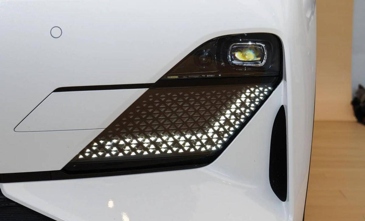 16.89万起售的深蓝SL03，瞄准20万级合资车型，真合用户胃口吗？_搜狐汽车_搜狐网