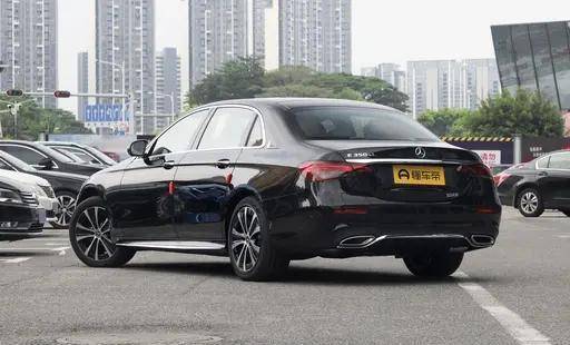 沃尔沃又大降价了，配250马力+8AT，档次不输5系，实拍沃尔沃S90_搜狐汽车_搜狐网